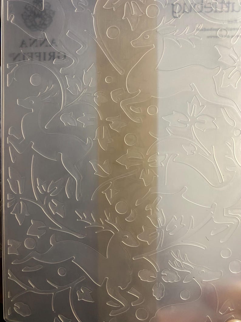 Anna Griffin Circuit Cuttlebug Embossing Folder Christmas Pick: Deer ...