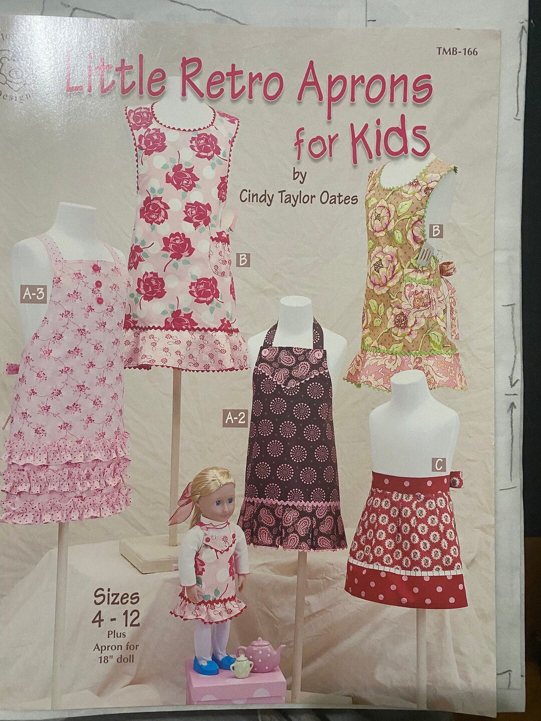 Little Retro Aprons for Kids Including Doll Apron - Sewing Patterns ...