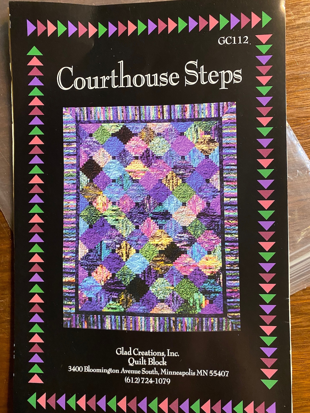 Courthouse Steps - Quilt Pattern - Glad Creations, Inc. GC112 - Quilt ...