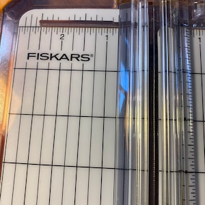 Fiskars 12" Paper Trimmer - Cutter Crafting Tool -, Scrapbooking, Photo ...
