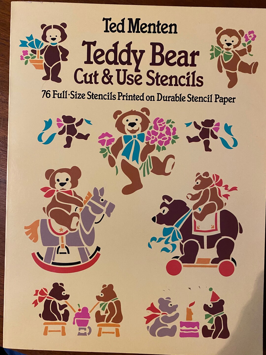 Teddy Bear Cut & Use Stencils - 76 Designs, Patterns - Ted Menten ...