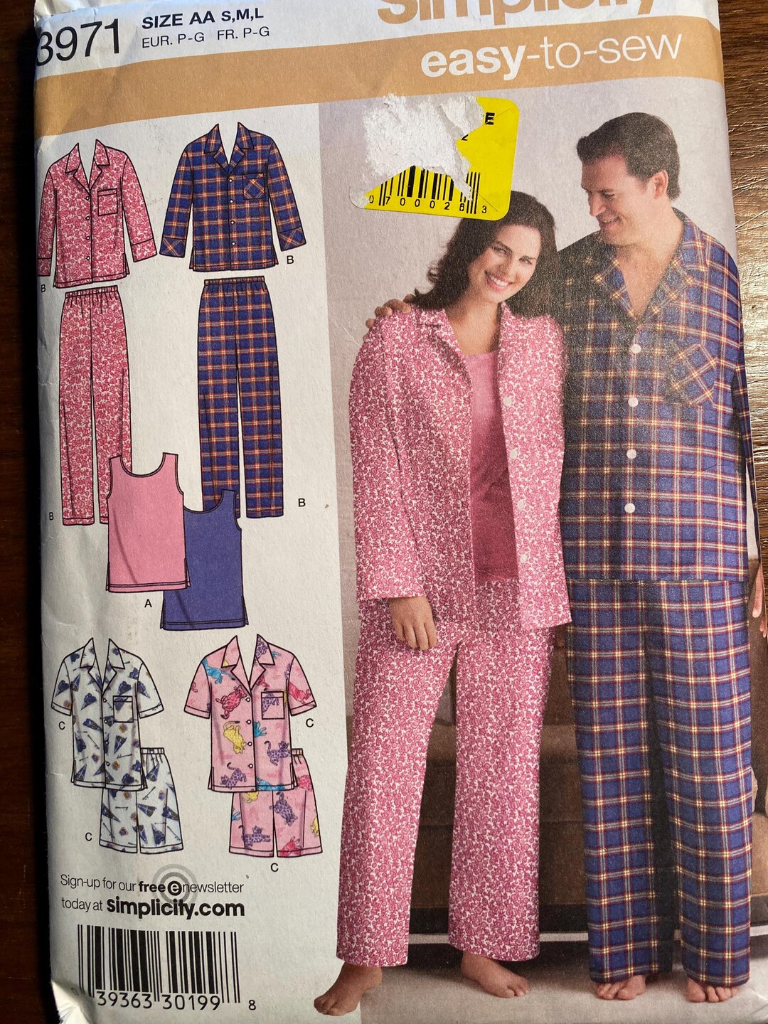 Unisex Family Pajamas Two Piece - Simplicity 3971 Pattern Pick Size (S ...