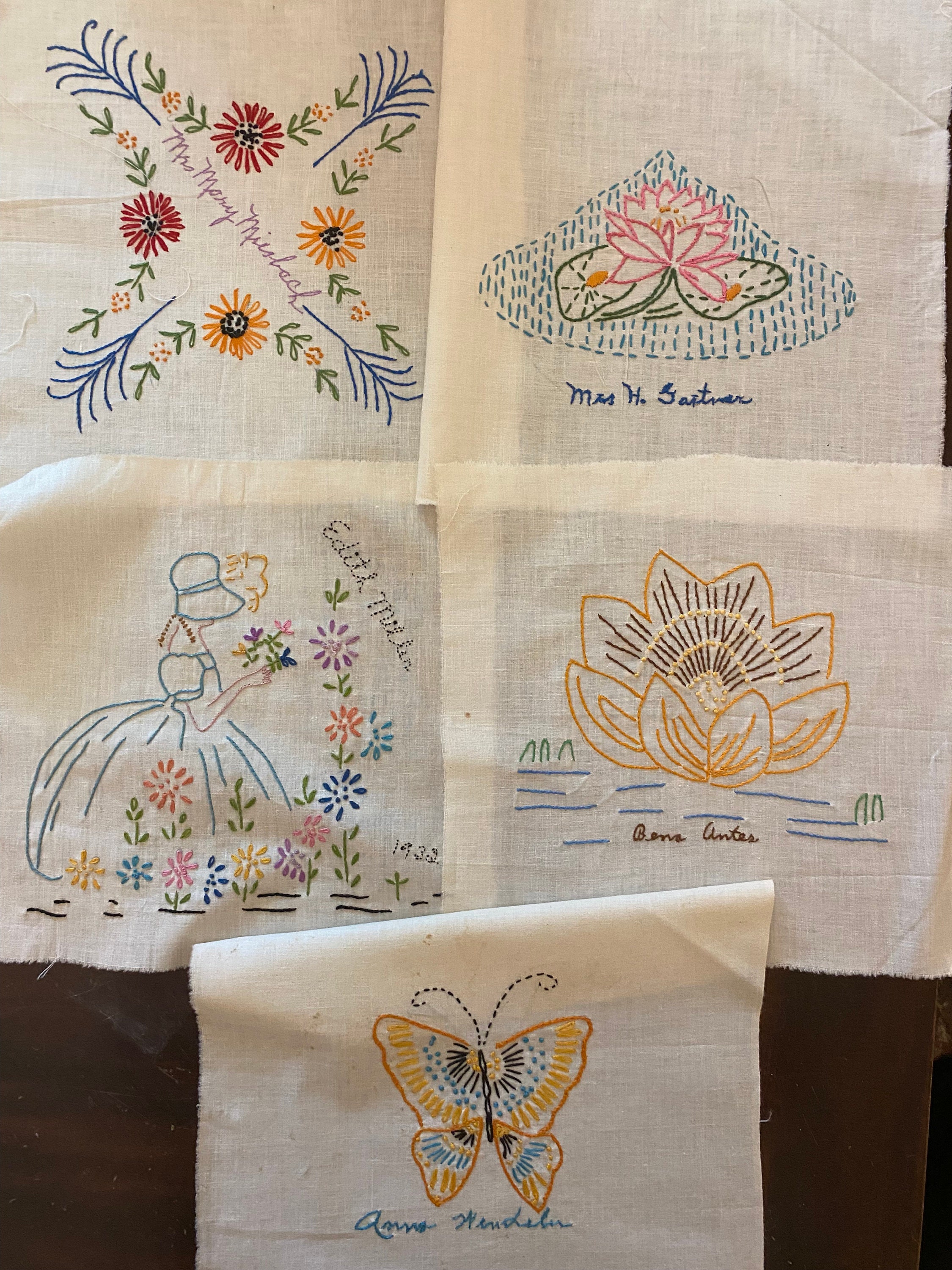 Embroidered Flowers Southern Belle Water Lily Butterfly - Etsy