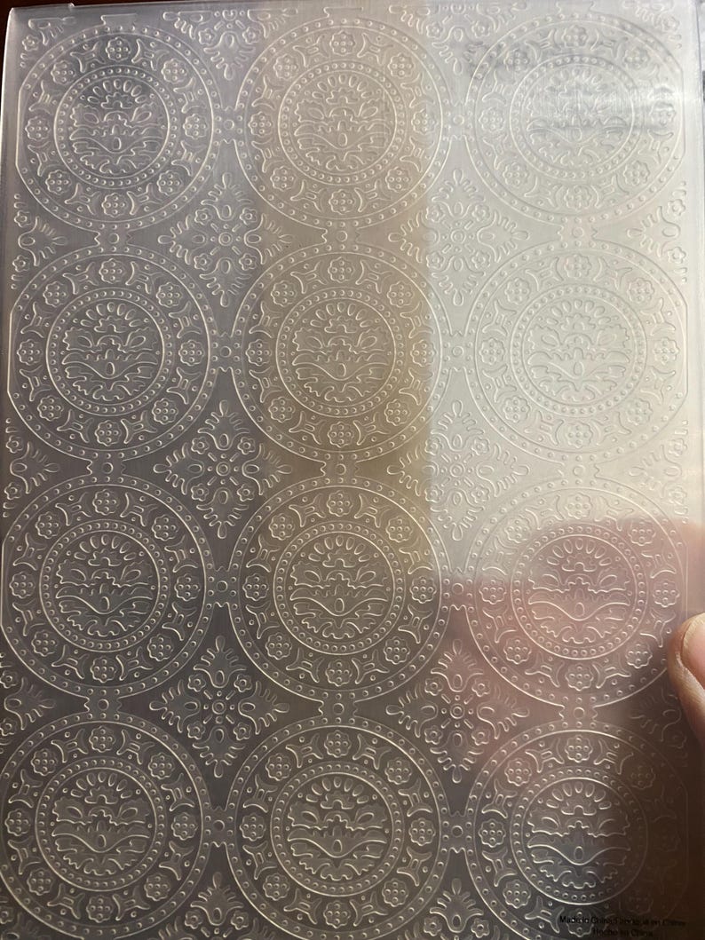 Anna Griffin Circuit Cuttlebug Embossing Folder Christmas Pick: Deer ...
