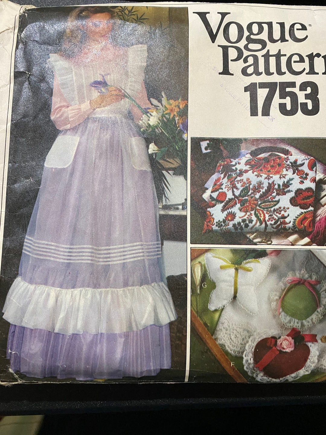 Aprons and Gift Items - Vogue 1753 Vintage Pattern - Pillow, Sachets ...
