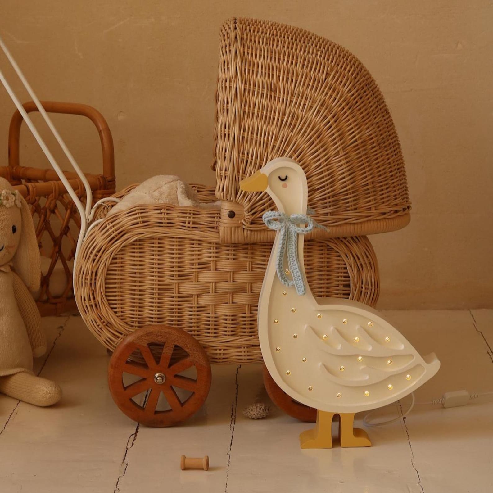 Rustic Goose Night Light – Wooden Nursery Lamp – Farmhouse Style Kids ...