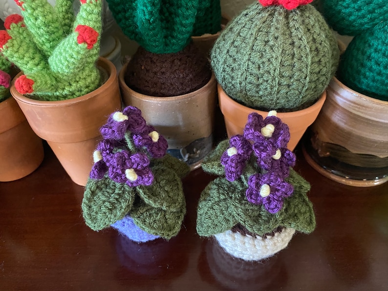 Crochet Flower - African Violet - Etsy