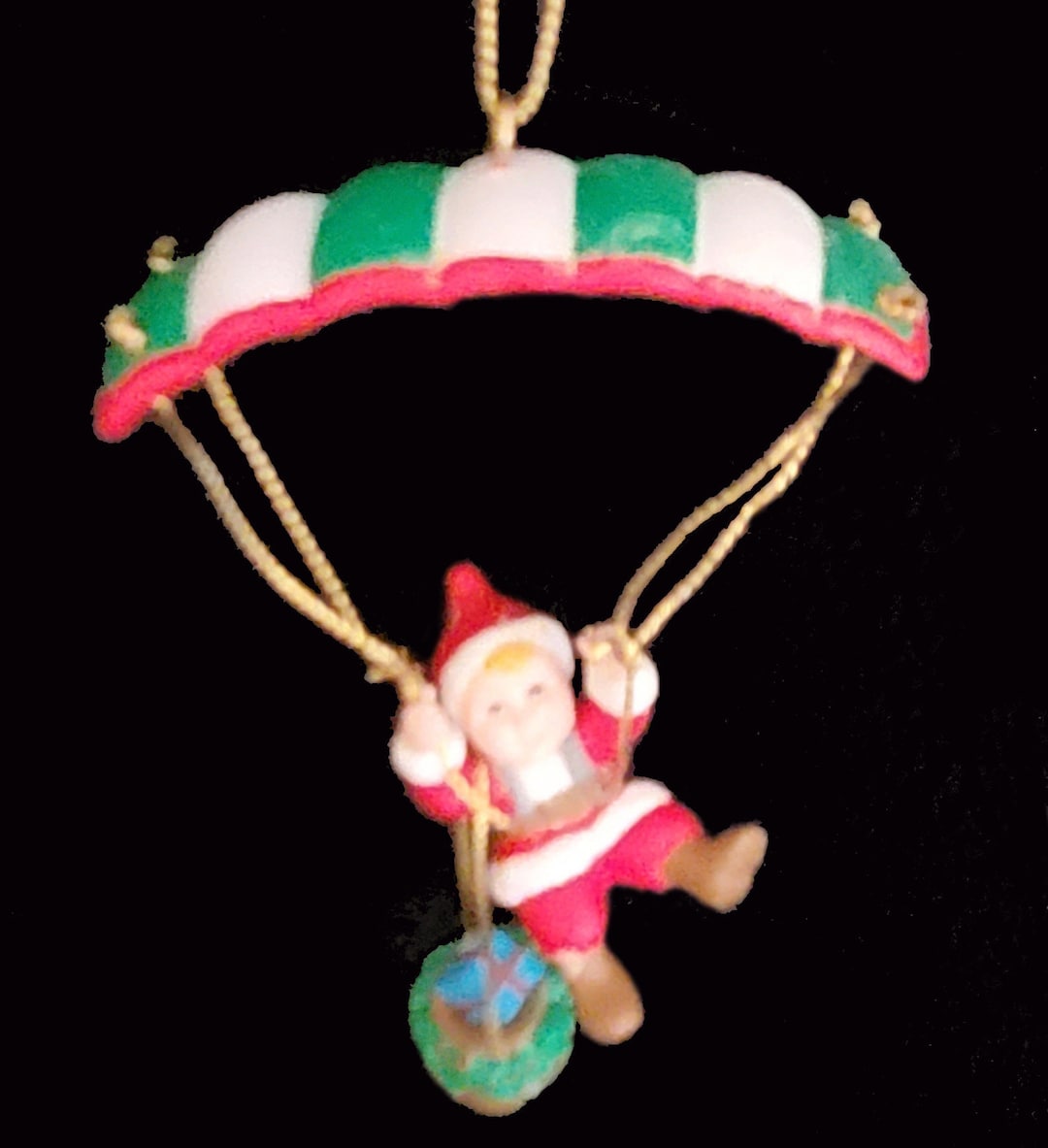 Dropping in for Christmas Vintage Holiday Tree Ornament Santa's Best ...
