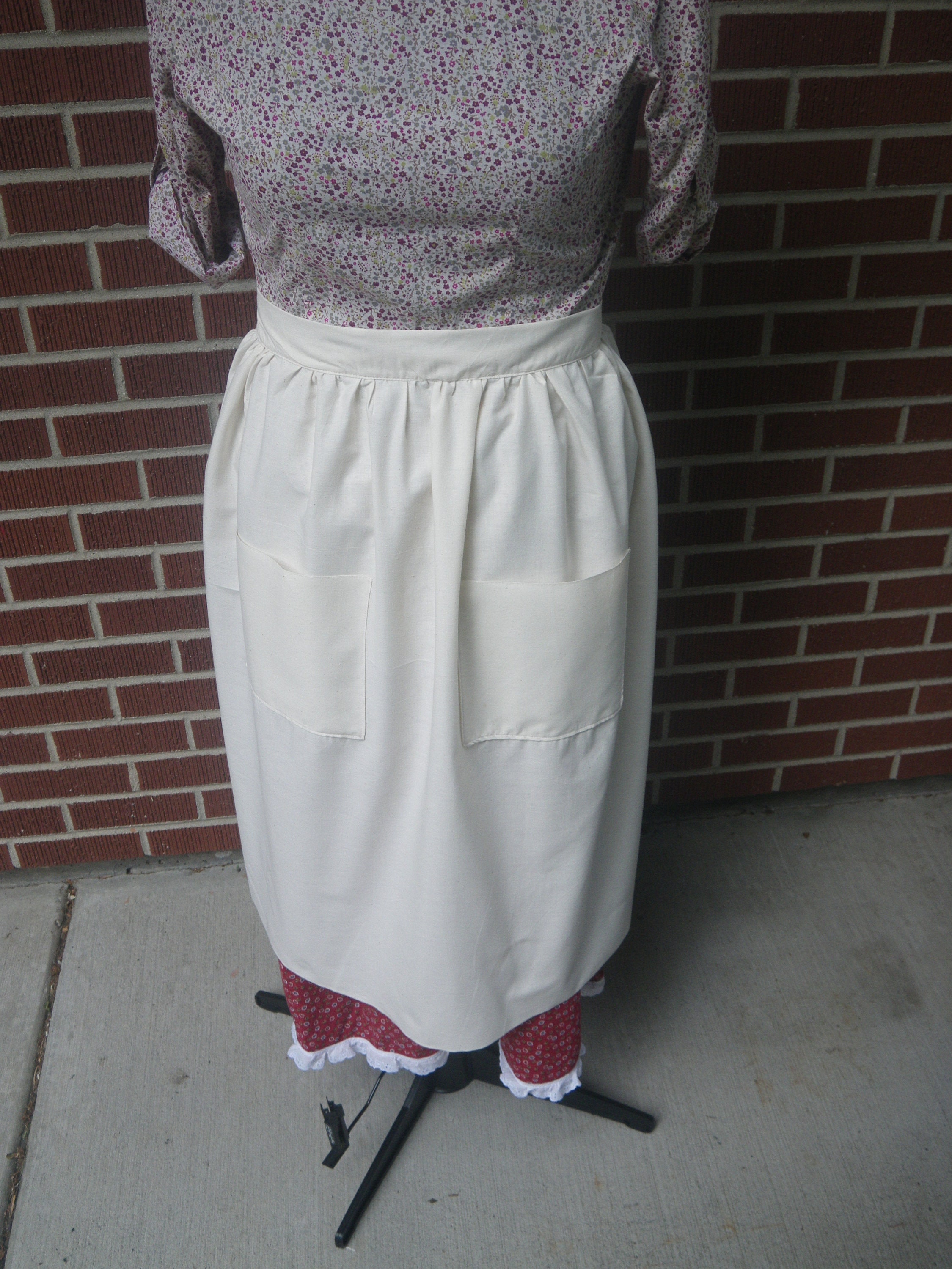 Trek Apron, Pioneer Apron, Costume Apron, Muslin, Two Large Pockets ...