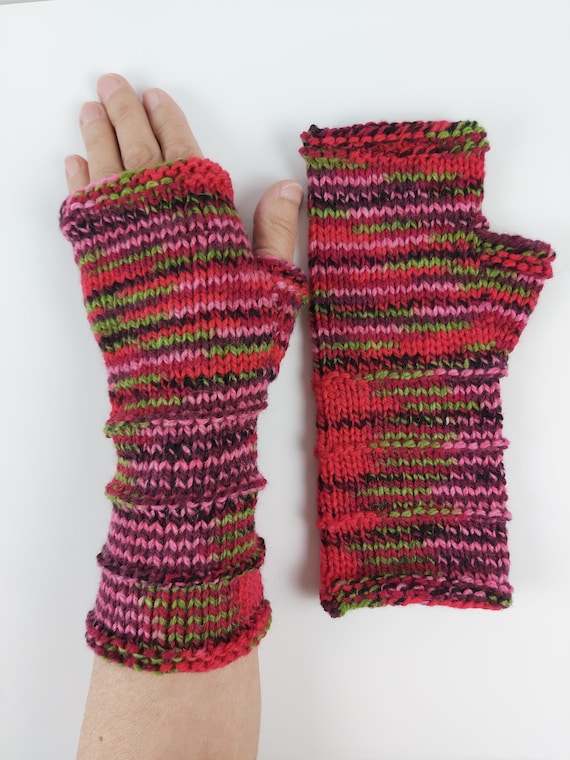Handmade gloves wool store
