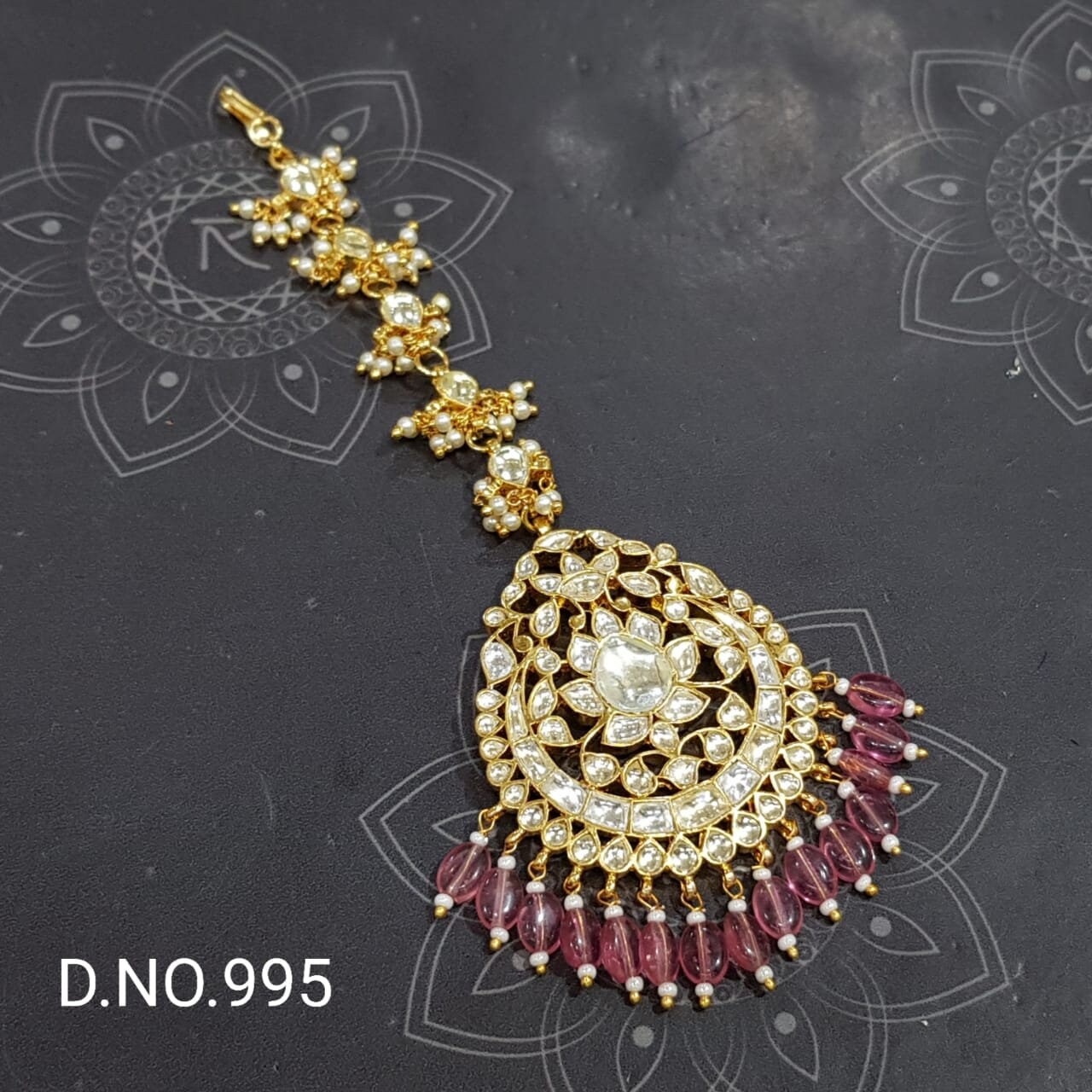Ahemadabadi Pachi kundan beautiful mang Tikka head jewellery | Etsy