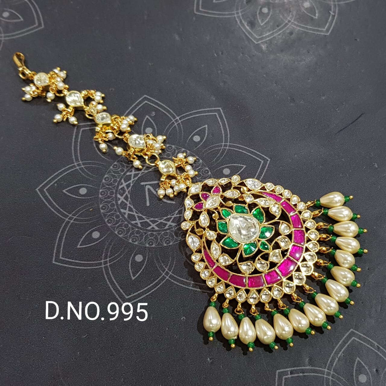 Ahemadabadi Pachi kundan beautiful mang Tikka head jewellery | Etsy