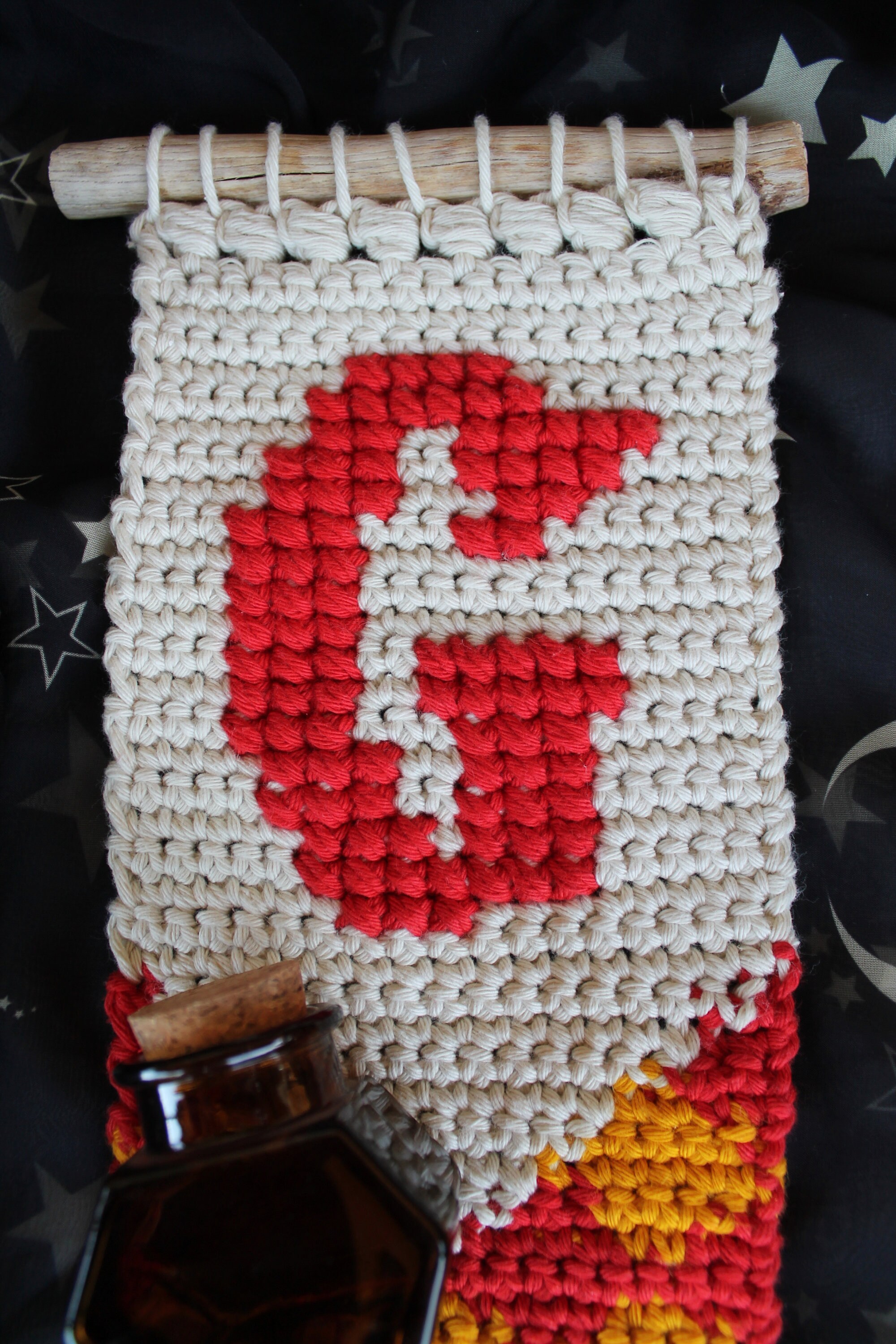 Crochet Pattern | Magic School Red House Banner Crochet Tapestry Wall ...