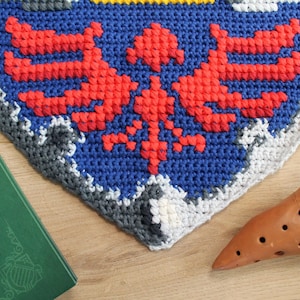 Crochet Pattern | the Hylian Shield Crochet Tapestry Wall Hanging Decor ...