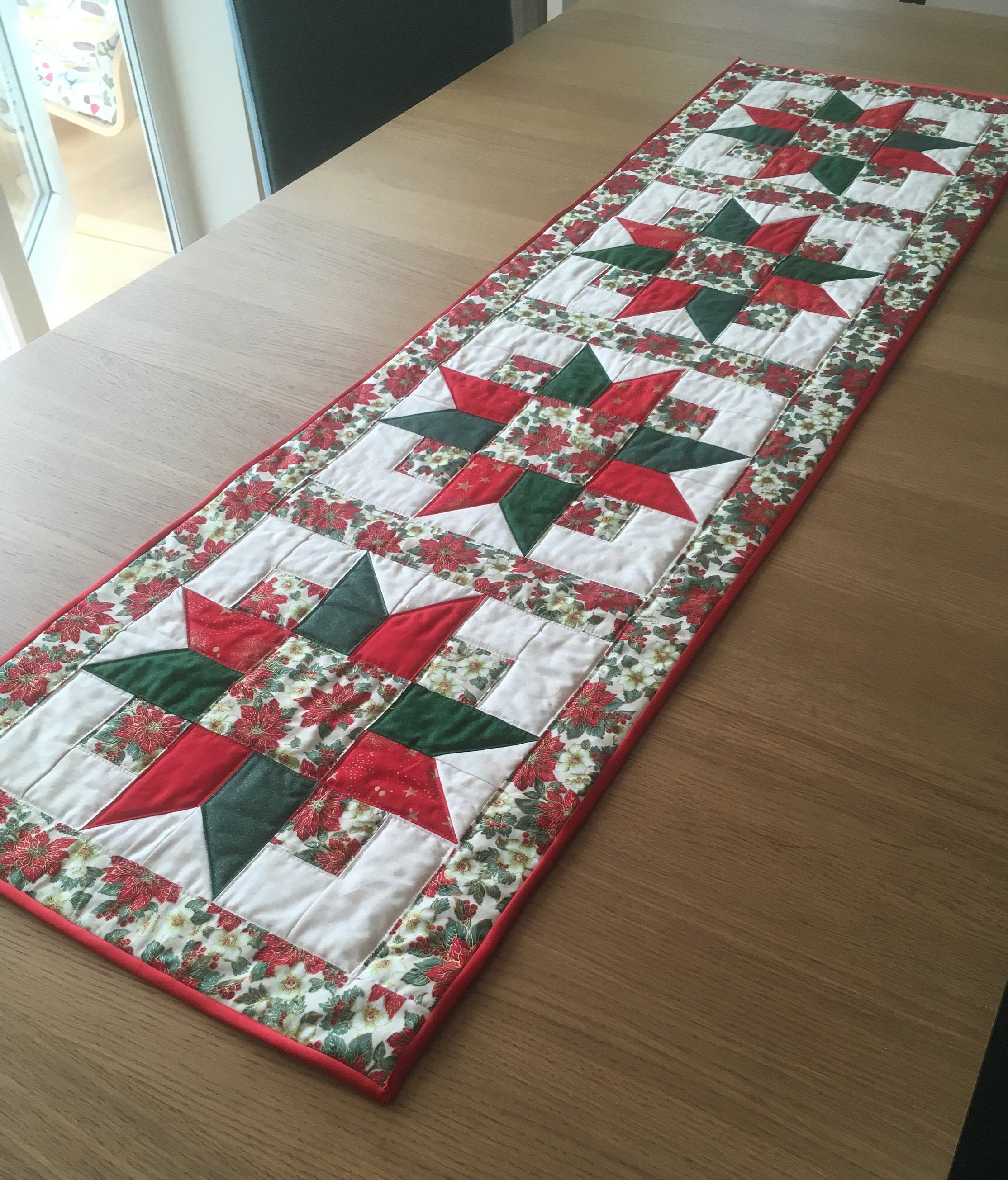 Patchwork Christmas Table Runner. Table Linen. Traditional - Etsy
