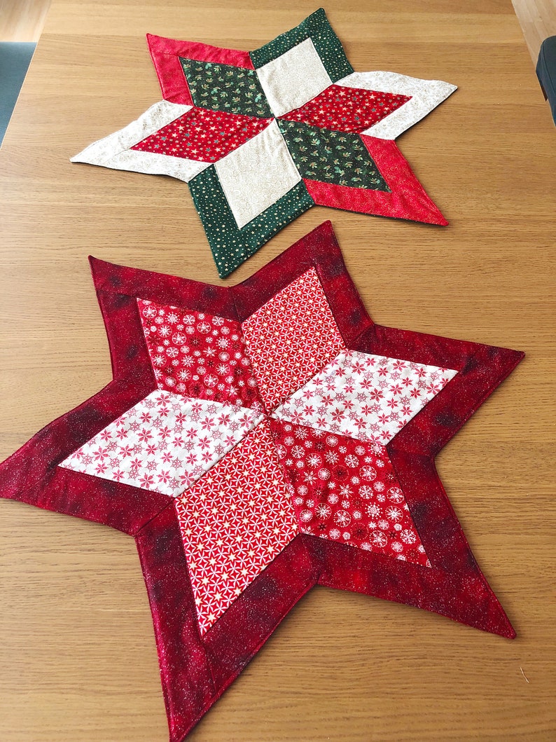 Red Gold Quilted Stars Table Toppers. Traditional or Scandi - Etsy