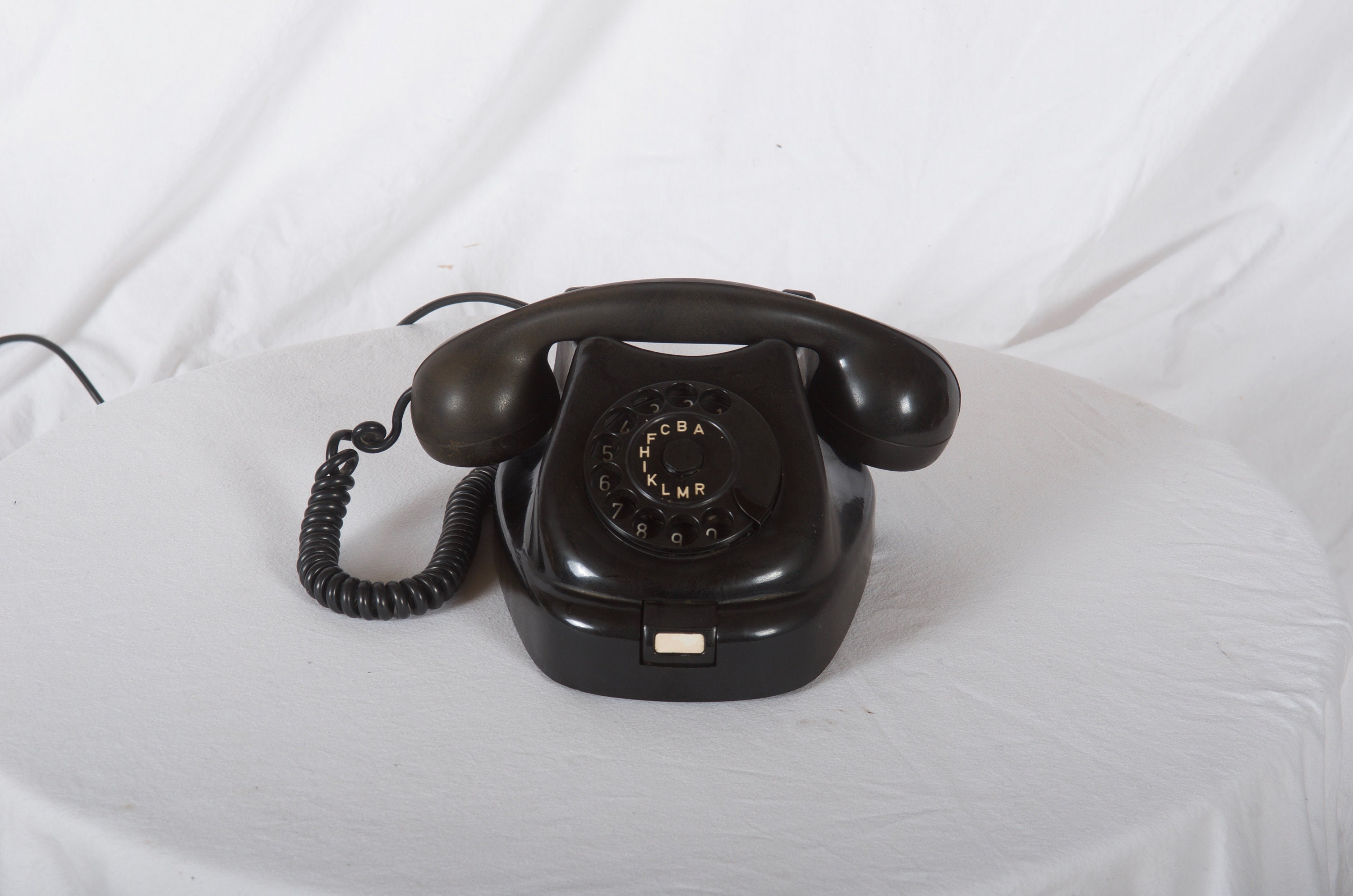 Vintage Black Bakelite Table Phone - Etsy