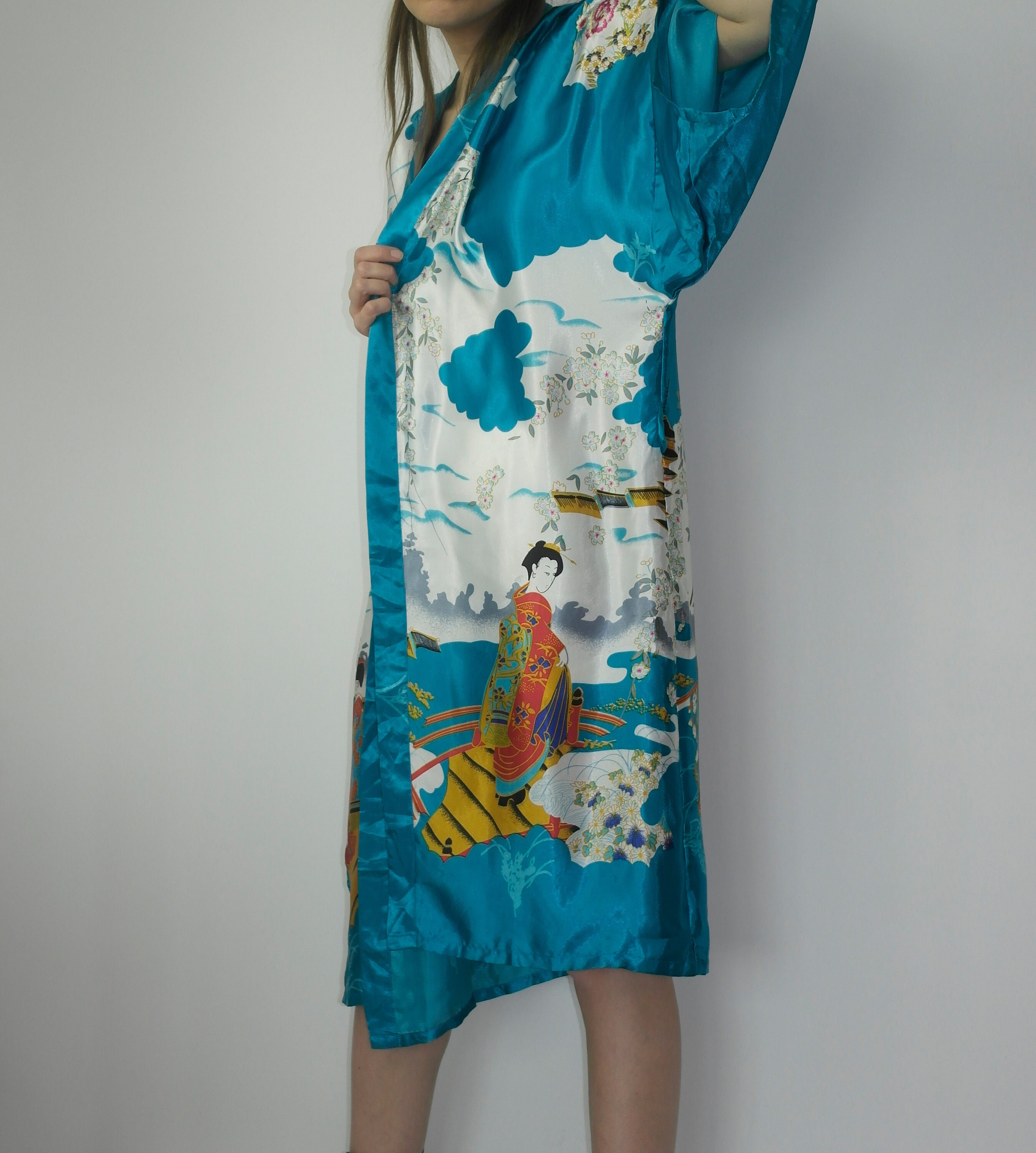 JAPANESE GEISHA ROBE Vintage / Japanese Native Scene Light Robe / Silky ...