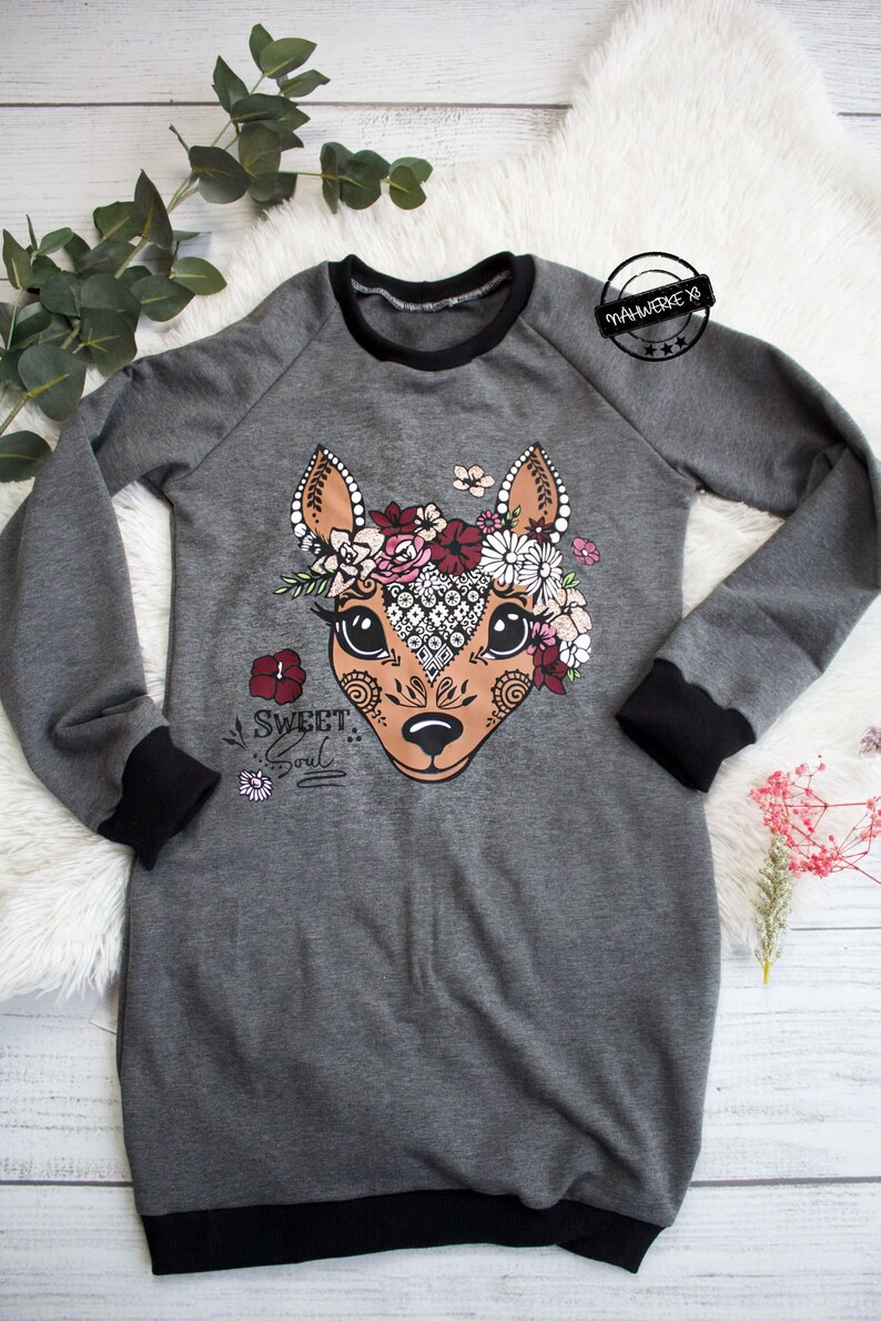 Kleines Boho Reh mit Blumenkranz Plotterdatei DXF SVG von - Etsy.de