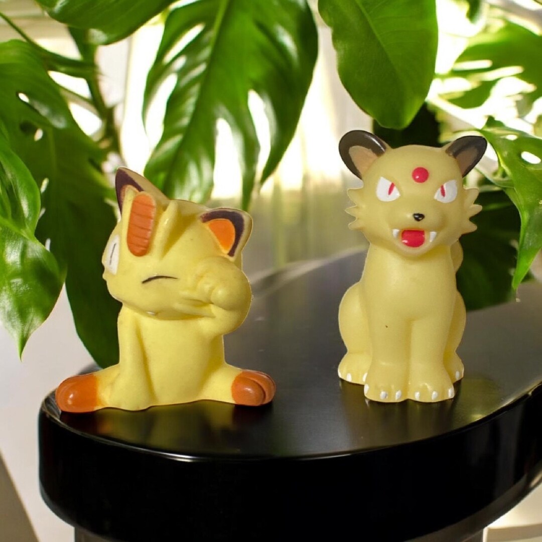 Meowth, Persian Vintage Bandai Pokemon Finger Puppet - Etsy