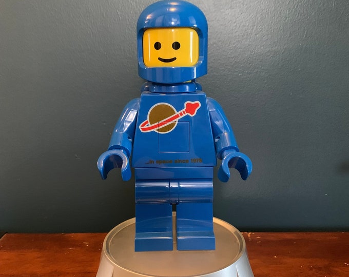 LEGO LED Torch/night Light Classic Space Astronaut Blue - Very Rare ...