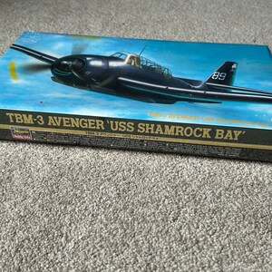 MODEL - Hasegawa TBM-3 Avenger USS Shamrock Bay 1/72 Scale Model Kit ...