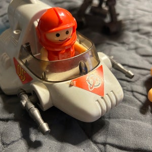 Vintage 1984 Fisher Price Little People Space Station Astronauts, Alien ...