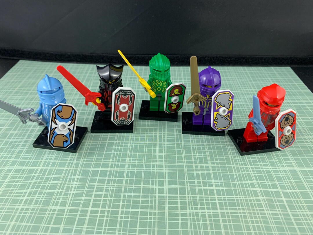 Authentic Lego Castle Knights Kingdom Knights Lot of 5 Minifigures From ...
