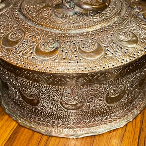 Exquisite Large Lucknow Copper Jaali Box: Traditional Craftsmanship ...