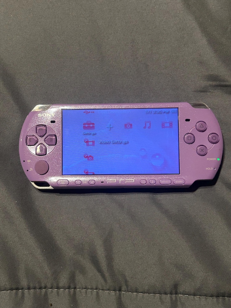 Sony PSP-3001 Hannah Montana Limited Edition - Lilac - Purple. Perfect ...