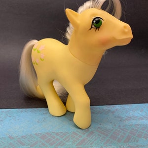 G1 My Little Pony Posey Yellow MLP With Pink Tulips - Etsy