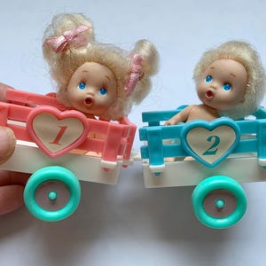 Tyco's Quints Playset Wagon & 5 Blond Hair Blue Eyed Sip and Wet Babies ...
