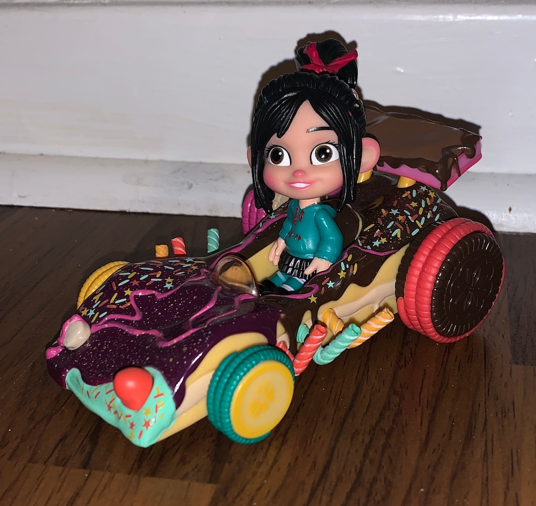 Disney's Wreck It Ralph Sugar Rush Racer Vanellope Von Schweetz and Her ...