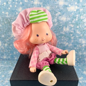 Raspberry Tart Doll and Comb Vintage 1979 Strawberry Shortcake Friend ...