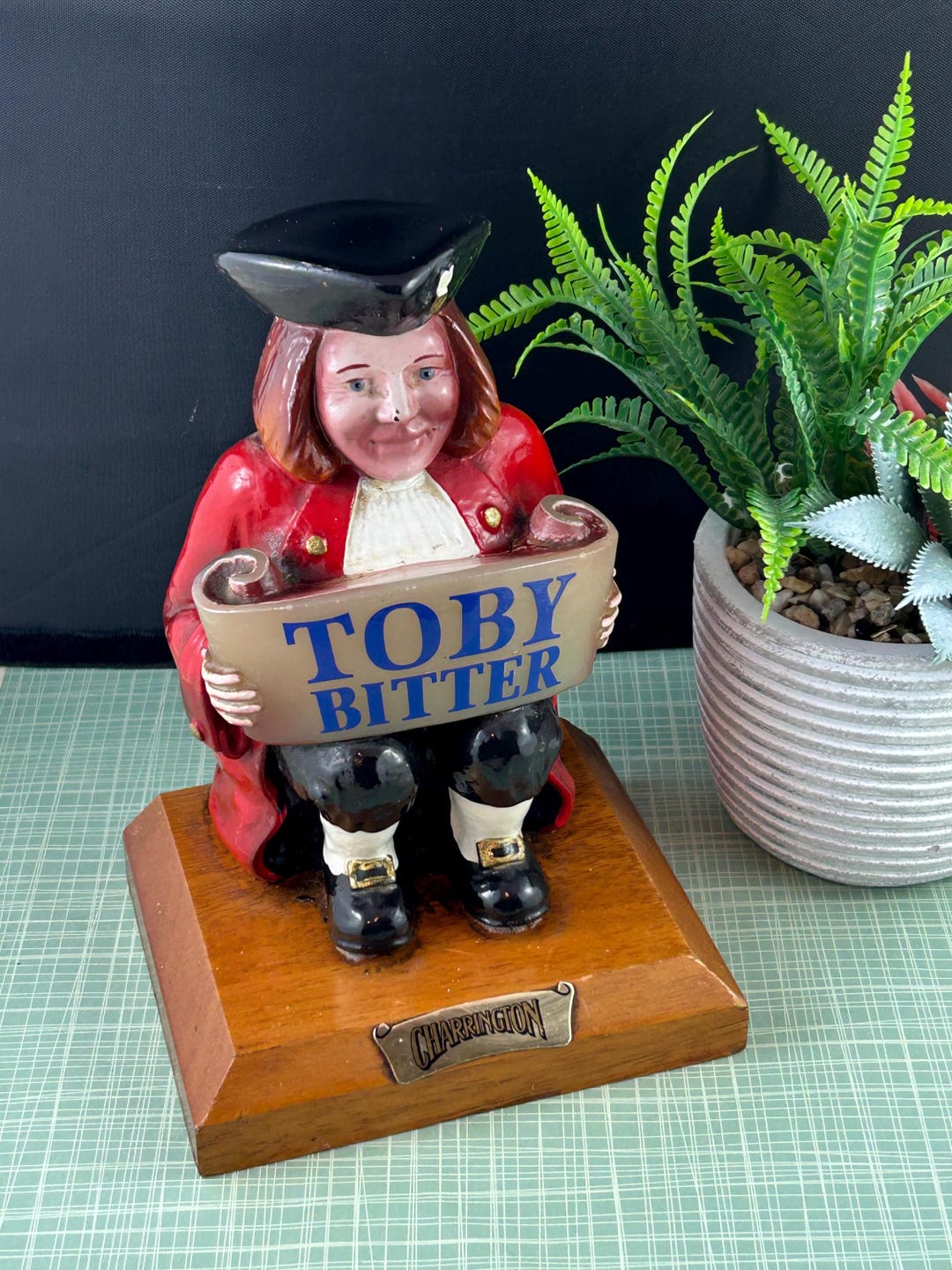 Vintage Charrington Toby Bitter Figure Beer Font Pump Light-up Cover ...