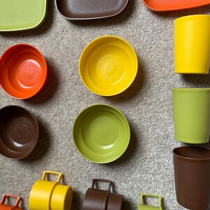 Tupperware Toys Vintage Play Dishes 17 Piece Lot Mugs, Cups, Plates and ...