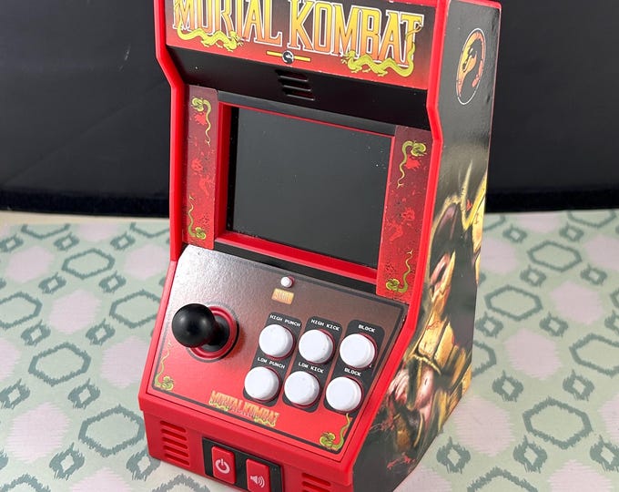 Mortal Kombat Klassic 8” Mini Arcade Game Console Midway 09626 Full ...