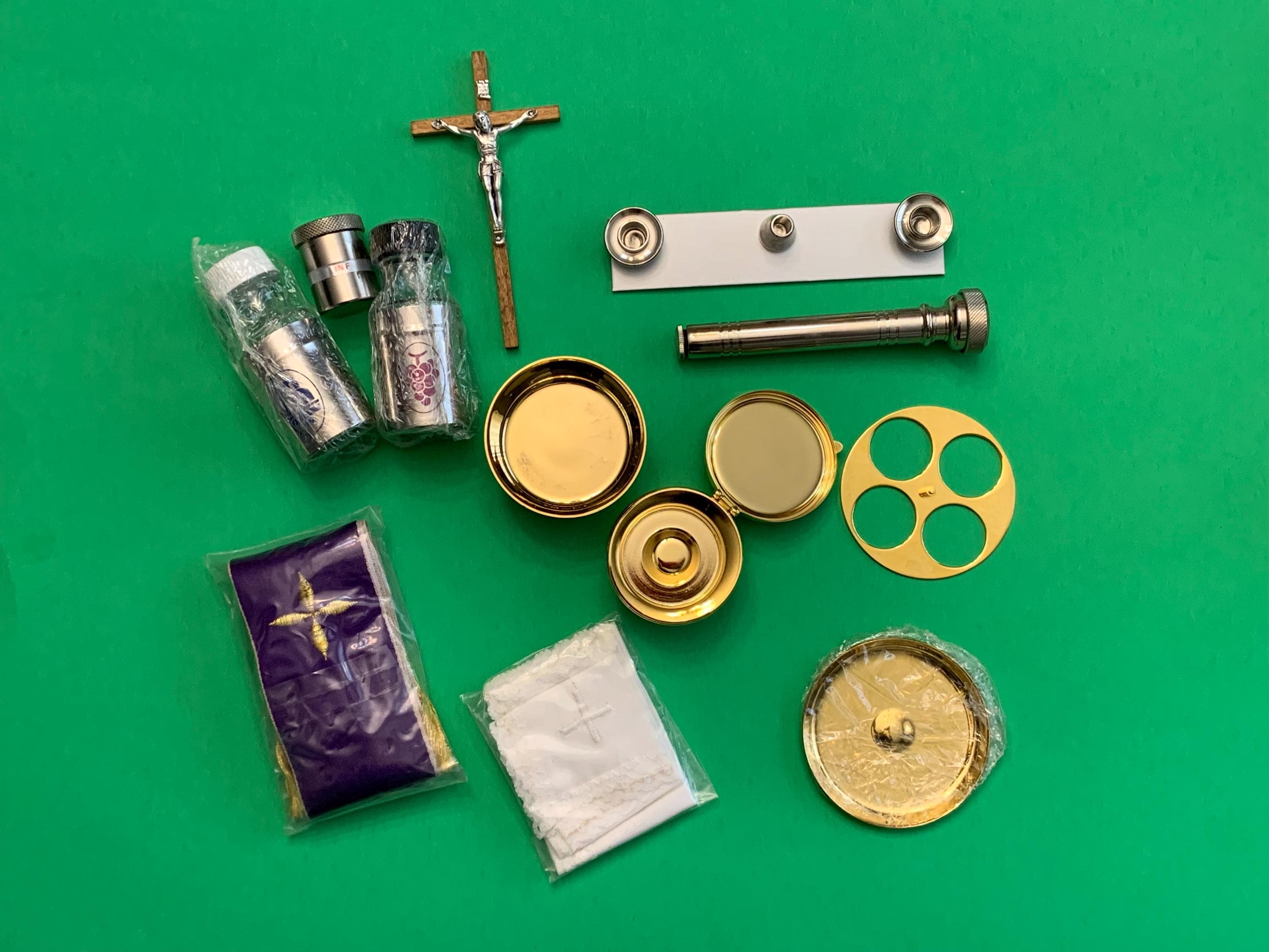 Deluxe Portable Communion Set - Sick Call - Last Rites - Mass - Travel ...