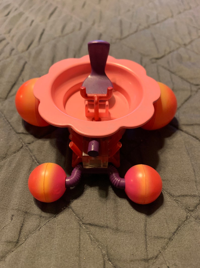 Disney’s Wreck It Ralph Sugar Rush Racer - Action Kart Car. Swizzle Pie ...