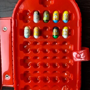 Moose Mighty Beanz the Simpsons in Carrying Case Almost Compete Missing ...