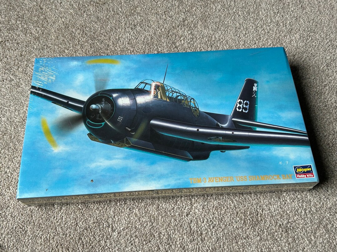 MODEL - Hasegawa TBM-3 Avenger USS Shamrock Bay 1/72 Scale Model Kit ...