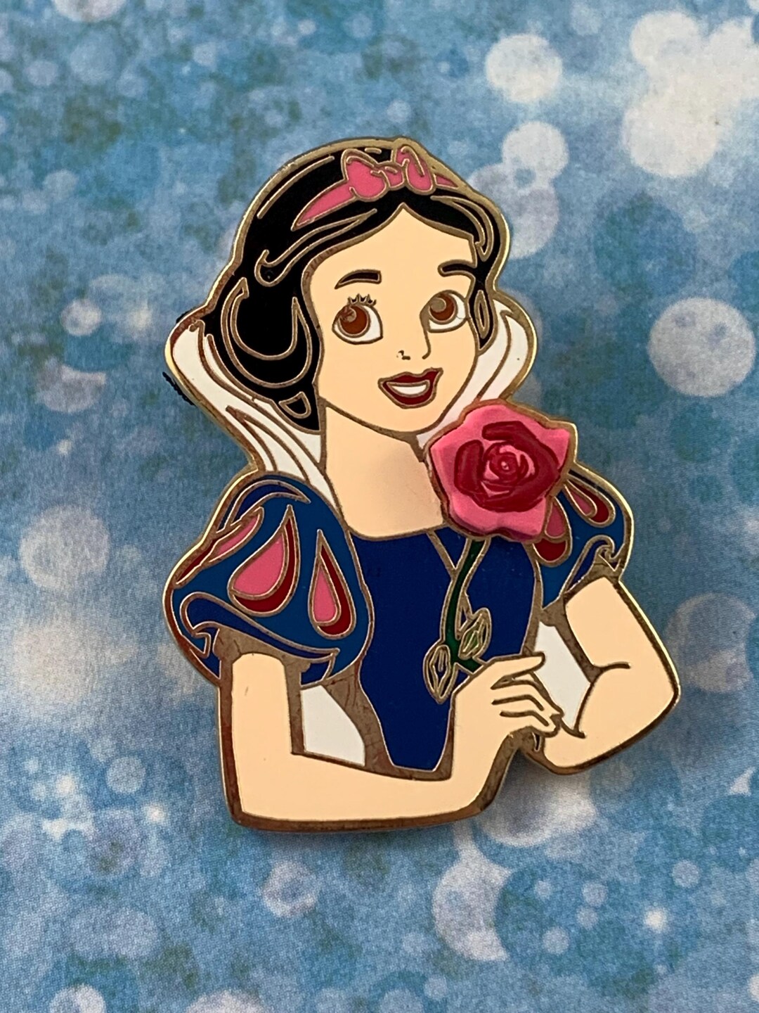Disney 2003 WDW Snow White Trading Pin -snow White With 3D Rose Design ...
