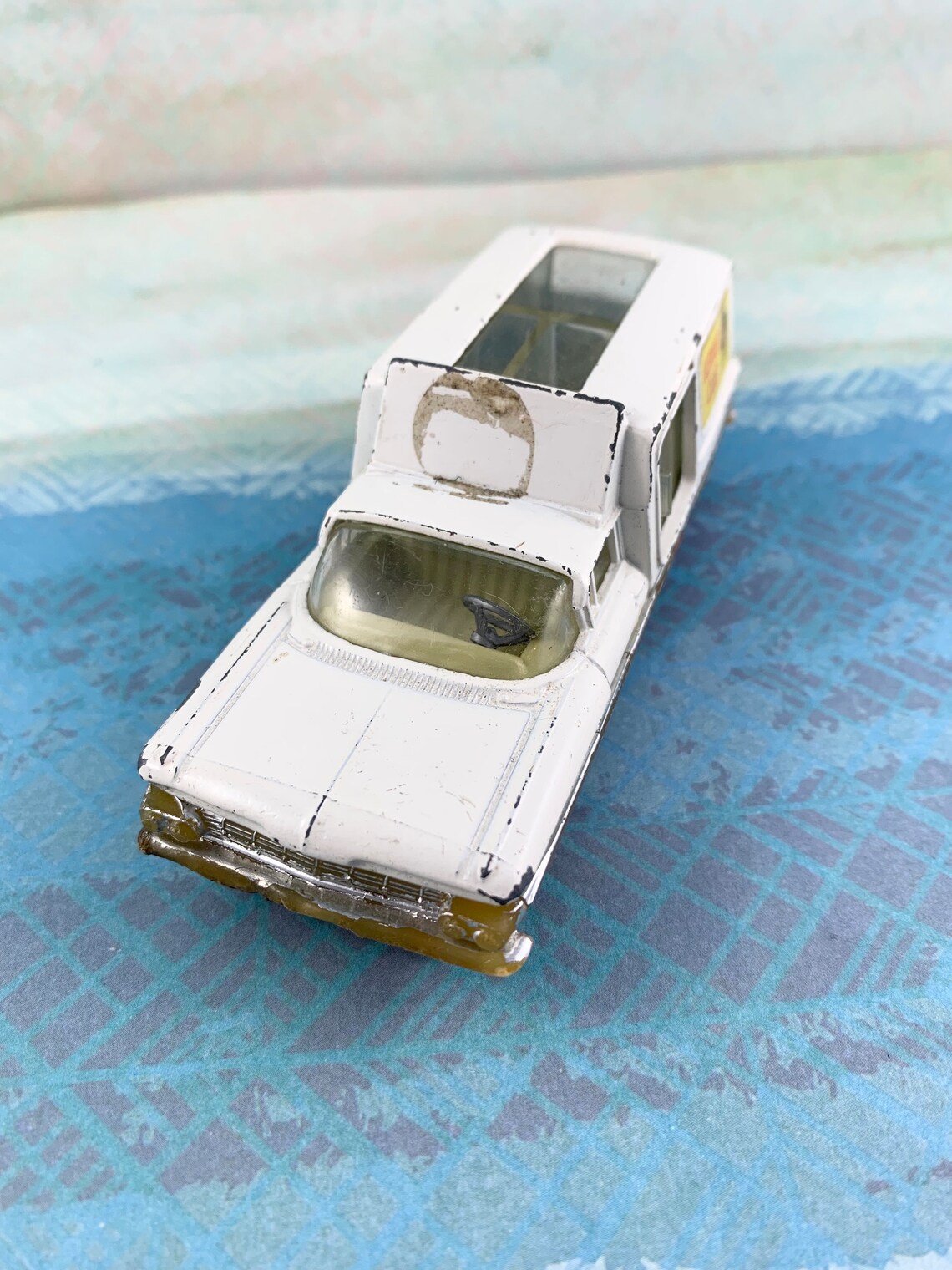 CORGI TOYS - #486 Chevrolet Impala Kennel Club Service Wagon Die Cast ...