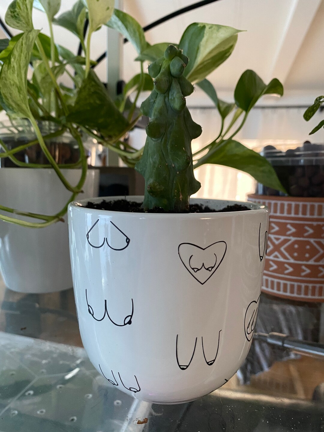 Female Body Positivity MEDIUM ROUND 4 Planter Vase or Pot, Modern ...