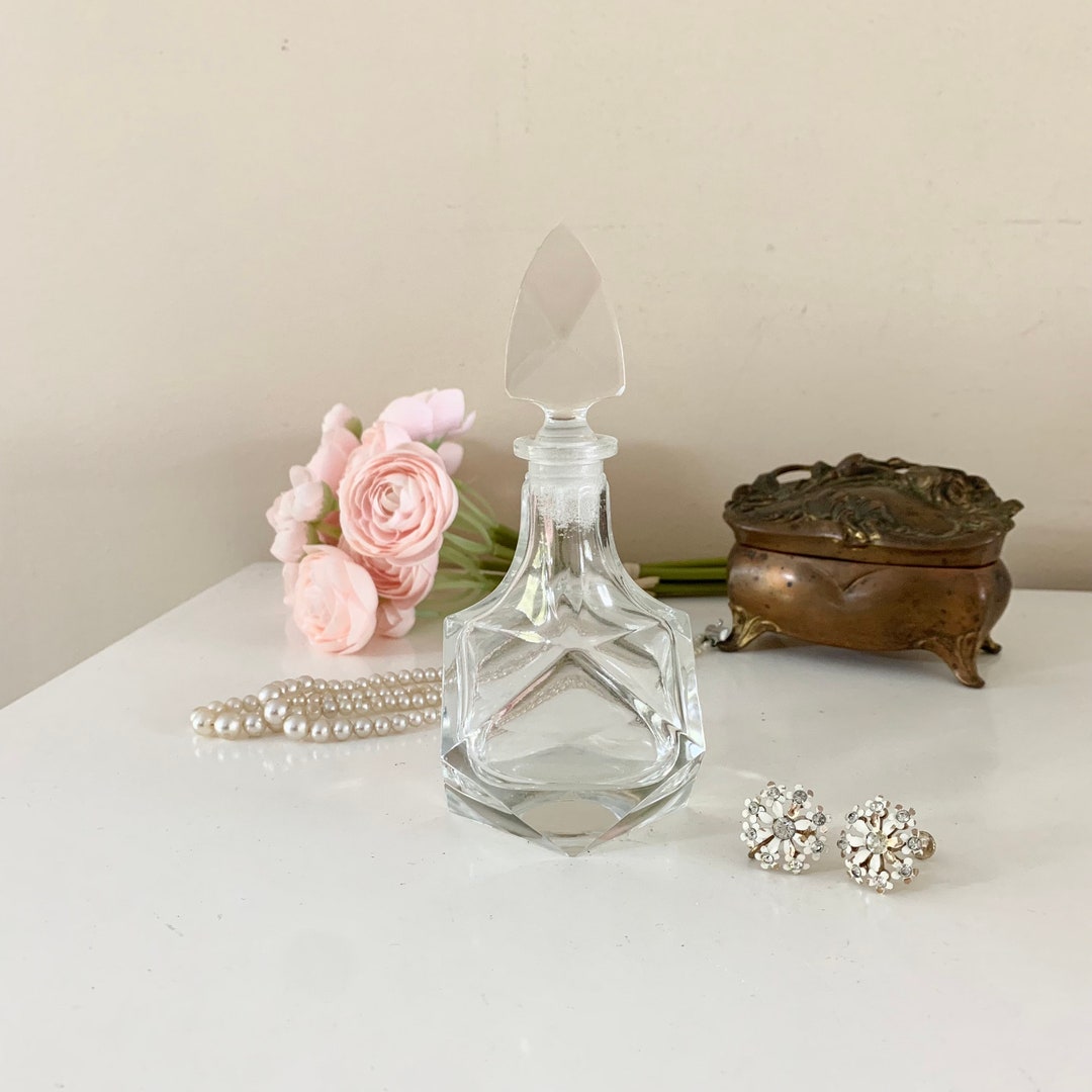 Vintage Art Deco Clear Glass Perfume Bottle With a Stopper, Vinegar Oil ...