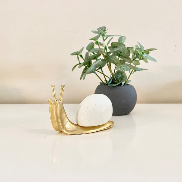 Ceramic Snail Figurine - Etsy