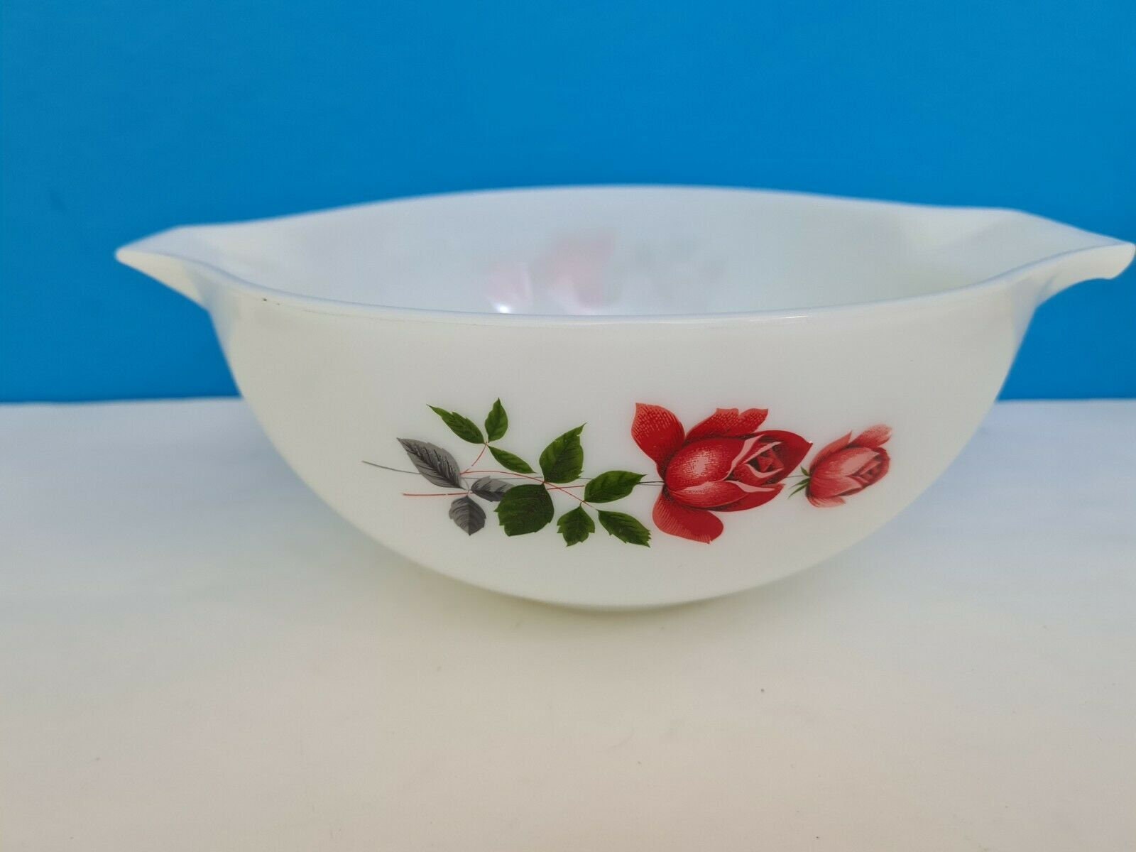 Vintage Pyrex june Rose Large Cinderella Bowl - Etsy