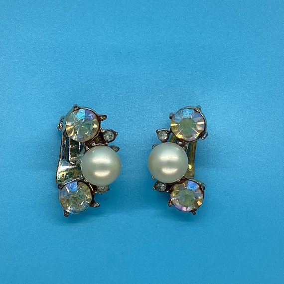 1960s Vintage Signed Ann Vien Faux Pearl and Rhinesto… - Gem