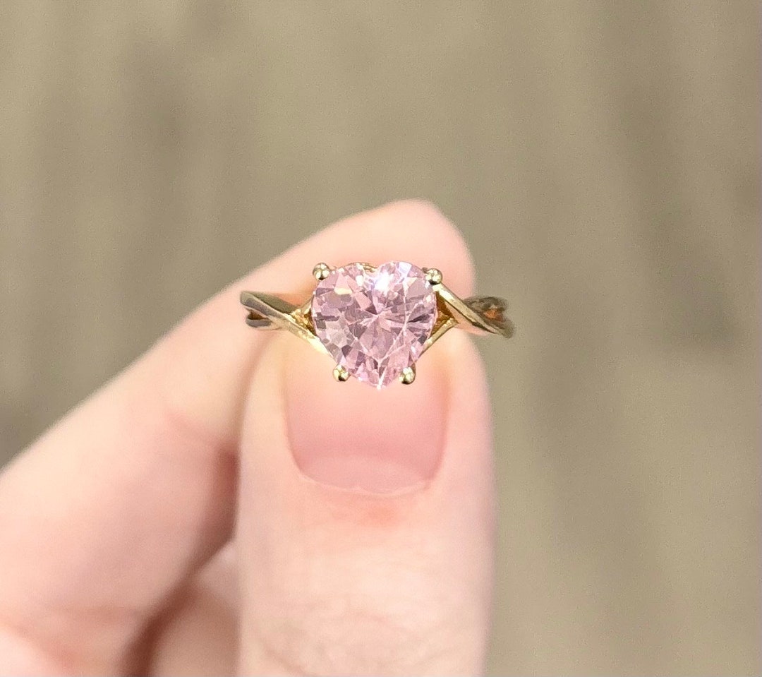 14K Pink Ice Heart Cut 8mm Solitaire Light Cubic Zirconia Elegant ...
