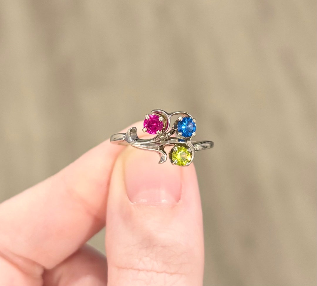 14K Rainbow Spinel Round Red Blue Green Gemstone Cluster Nature Elegant ...